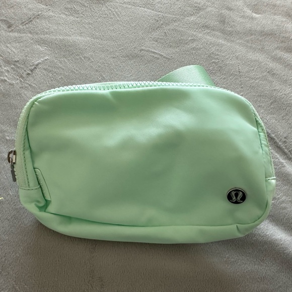 lululemon athletica | Bags | Everywhere Belt Bag L In Mint Moment ...